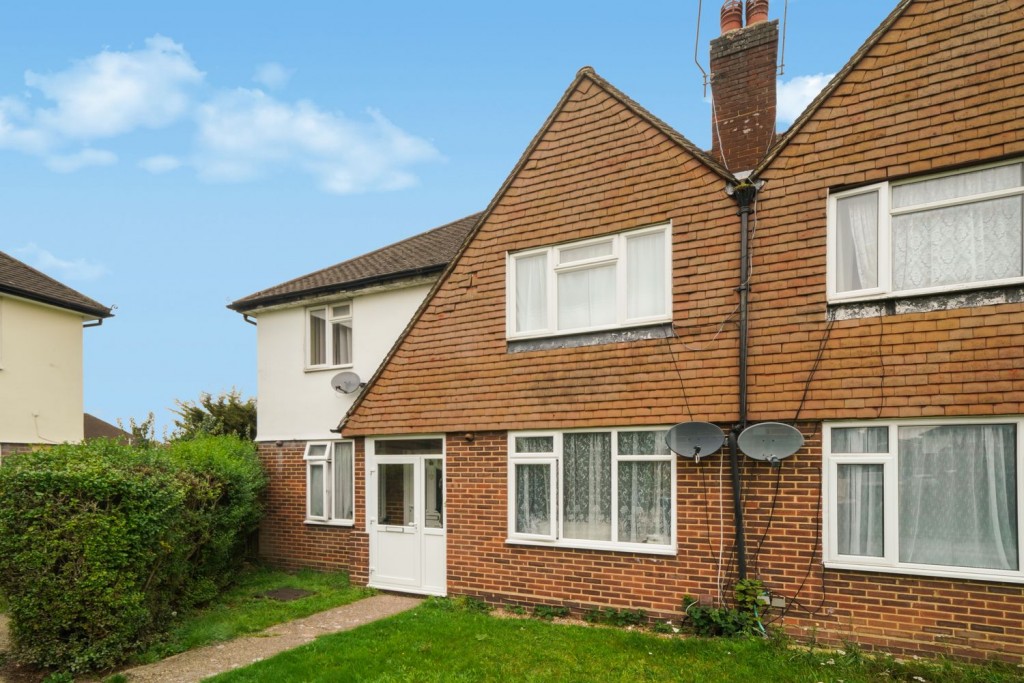 Rowe Walk, Harrow, Greater London, 2 bedroom, Maisonette