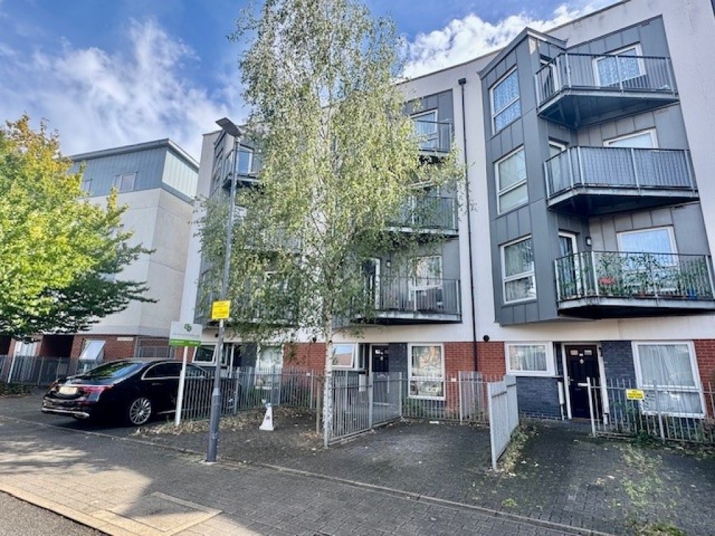 Drinkwater Road, Harrow, Greater London, 2 bedroom, Flat